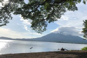 Playa Mango, una de las playas más limpias de Ometepe - El Diario Nica