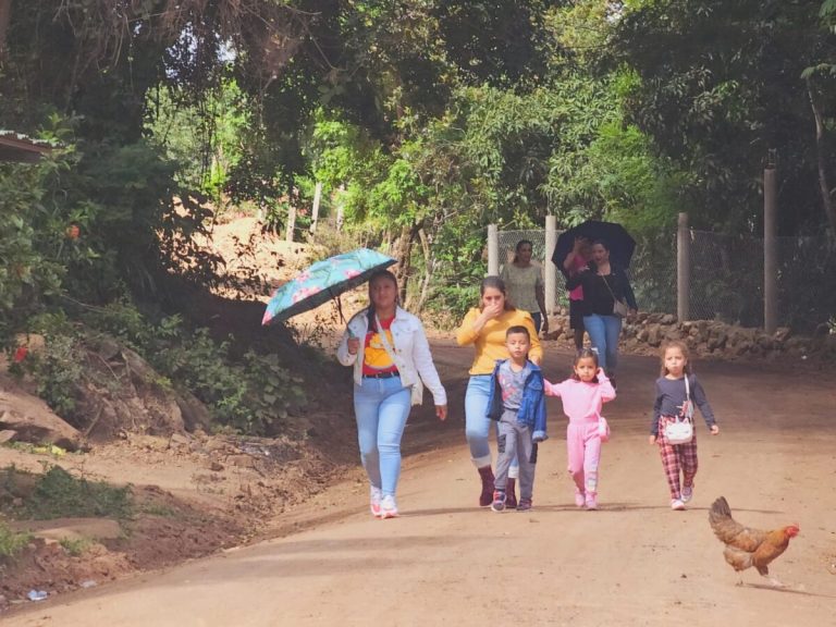 Mejoran caminos en El Regadillo, Estelí - El Diario Nica